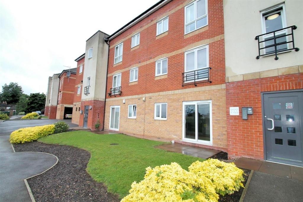 Cranmer Street, Nottingham... 2 bed flat - £875 pcm (£202 pw)