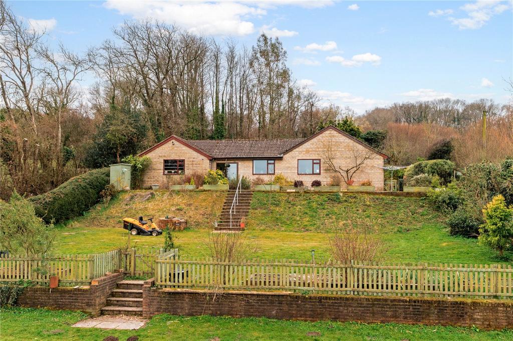 Old Dinton Road, Teffont, Salisbury, SP3 4 bed bungalow for sale - £750,000