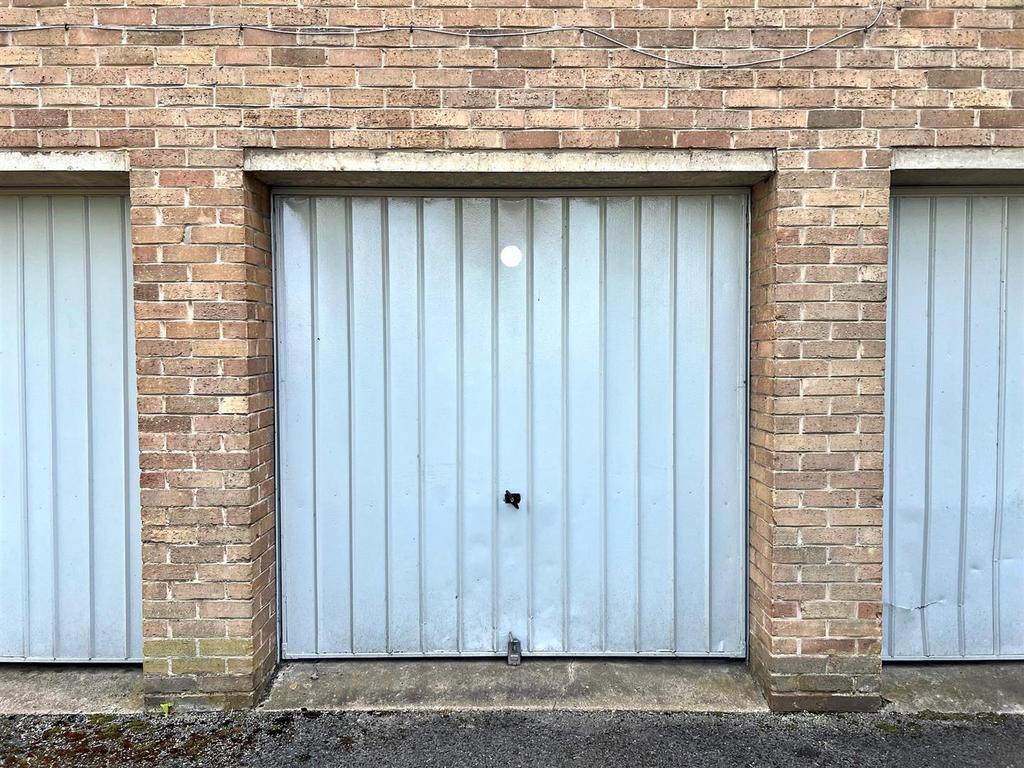 Garage, S11, Sheffield Garage to rent - £120 pcm (£28 pw)