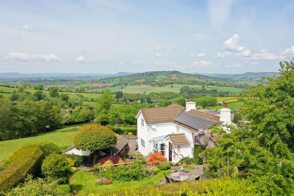 Mitchel Troy Common, Monmouth... 3 bed detached house for sale - £575,000