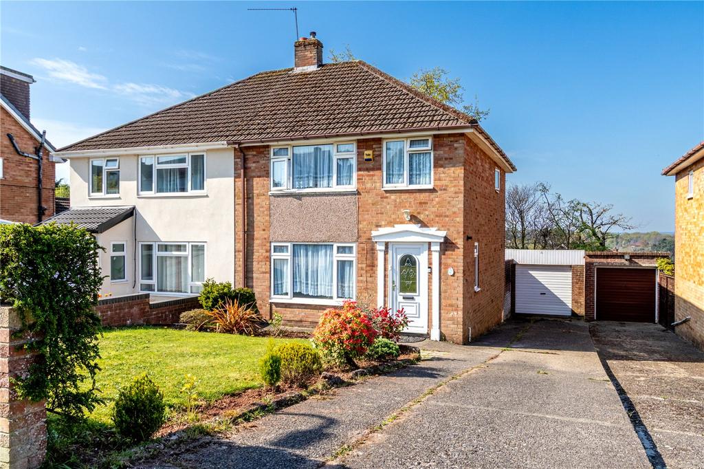 Ogwen Drive, Lakeside, Cardiff, CF23 3 bed semi-detached house for sale - £399,950