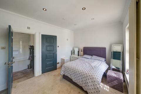 Houses for sale around WA13 0XG | OnTheMarket