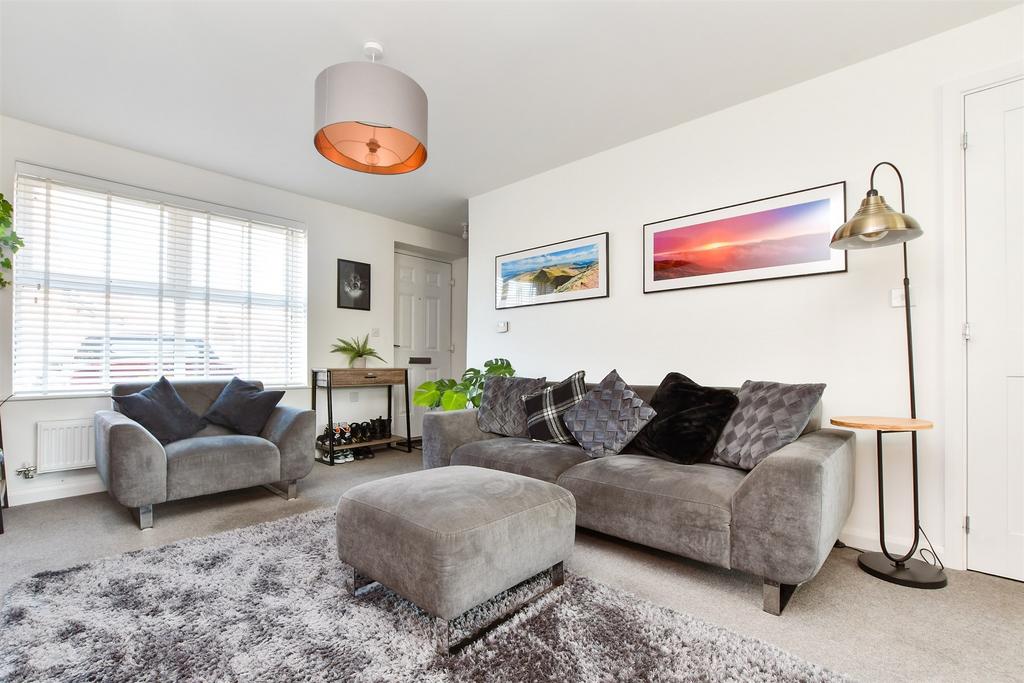 Dawkins Drive, Staplehurst... 2 bed semi-detached house for sale - £310,000