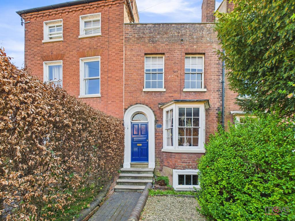 Bromyard Road, Worcester WR2 3 bed terraced house - £290,000