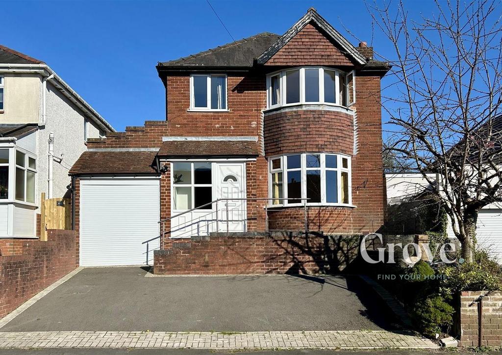 Highfield Crescent, Rowley Regis 3 bed detached house for sale - £389,950