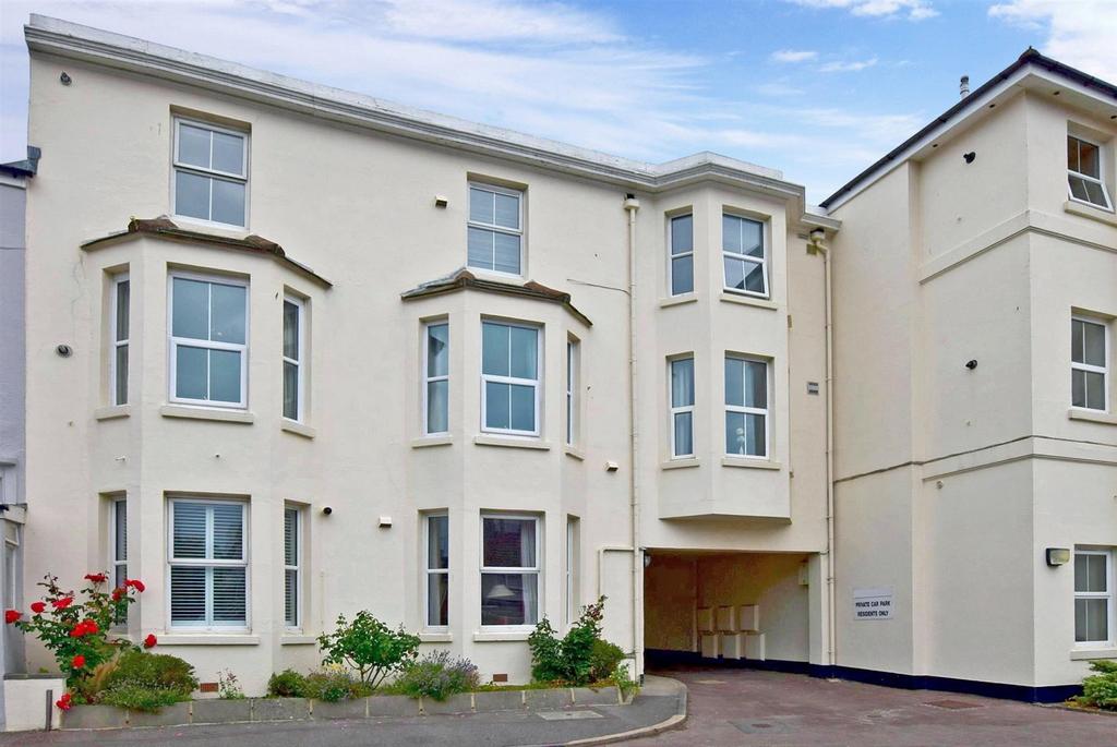 Stade Street, Hythe, Kent 2 bed apartment for sale - £240,000
