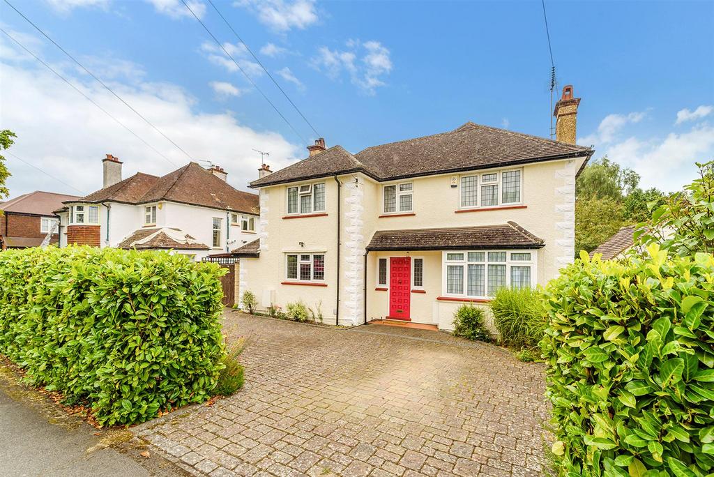 Meadway, Epsom 4 bed detached house for sale - £1,350,000