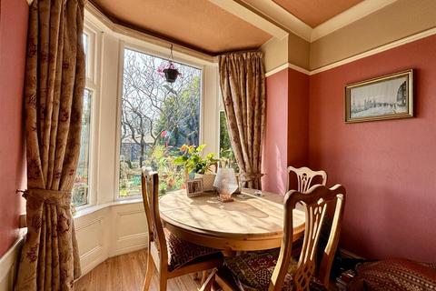 Houses for sale in Queensbury, Bradford | OnTheMarket