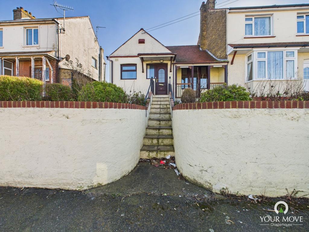 Kent Road, Margate, Kent, CT9 3SN 2 bed bungalow - £220,000
