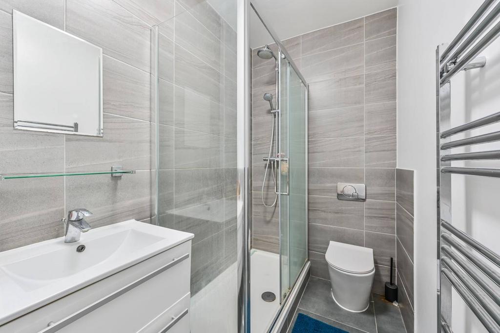 Oberstein Road, Clapham Junction... 1 bed flat to rent - £2,100 pcm (£ ...