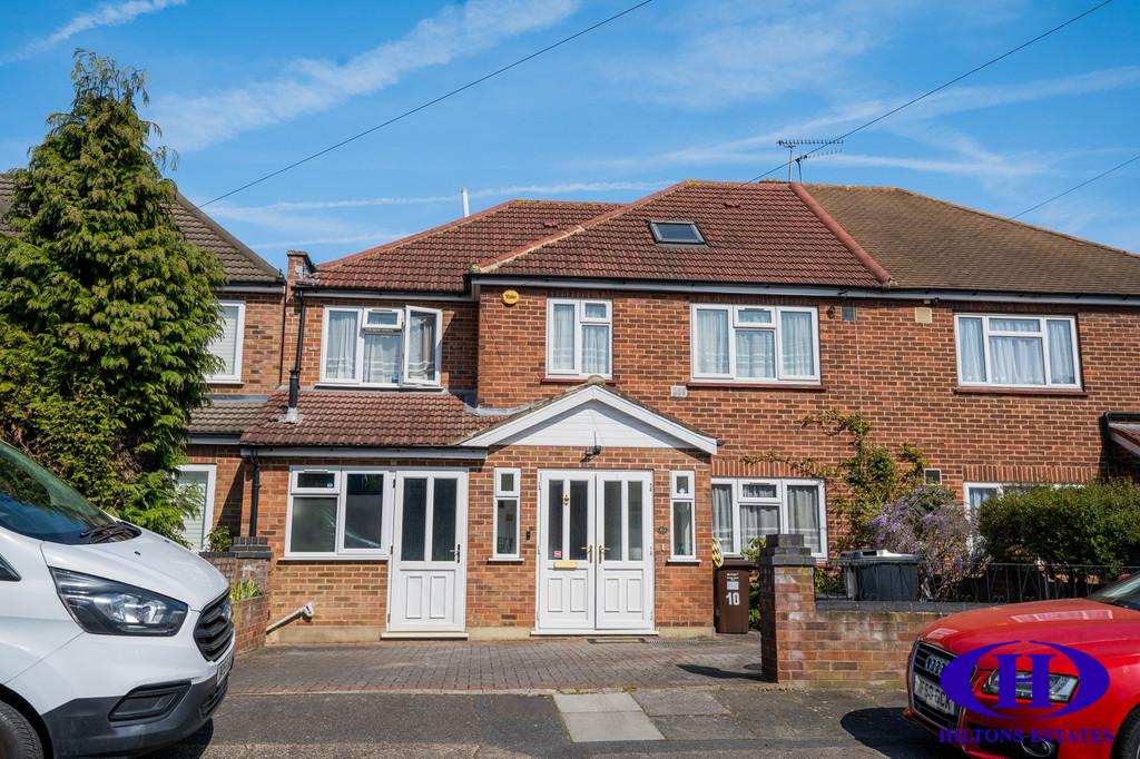 Ditton Road, Southall 6 bed semi-detached house for sale - £949,950