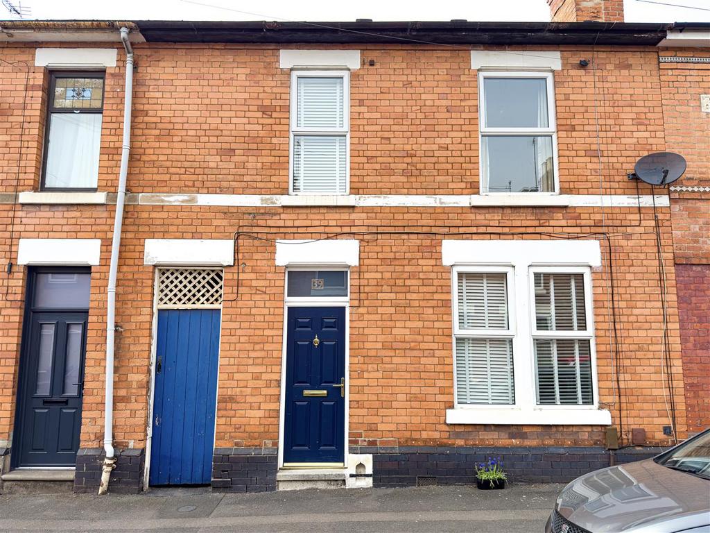 Redshaw Street, Derby DE1 3 bed terraced house - £995 pcm (£230 pw)