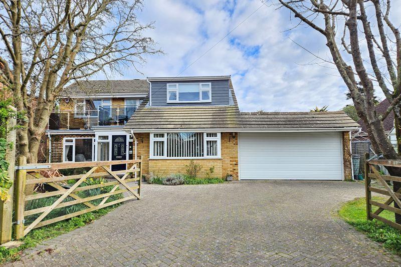 Manor Way, Lee-On-The-Solent, PO13 4 bed detached house - £729,995