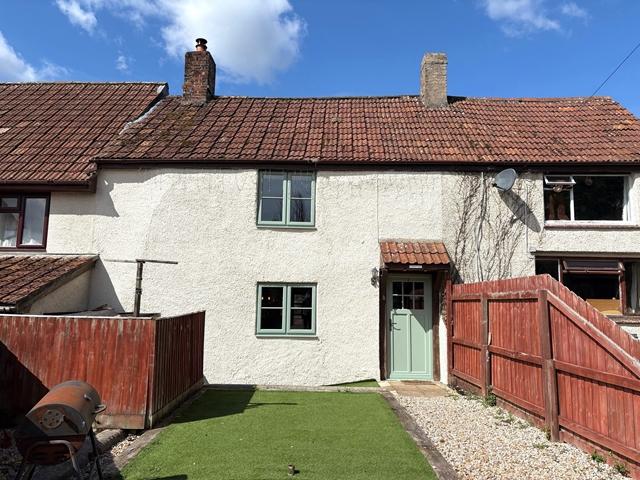 Combe Raleigh, Combe Raleigh EX14 2 bed cottage for sale - £199,950