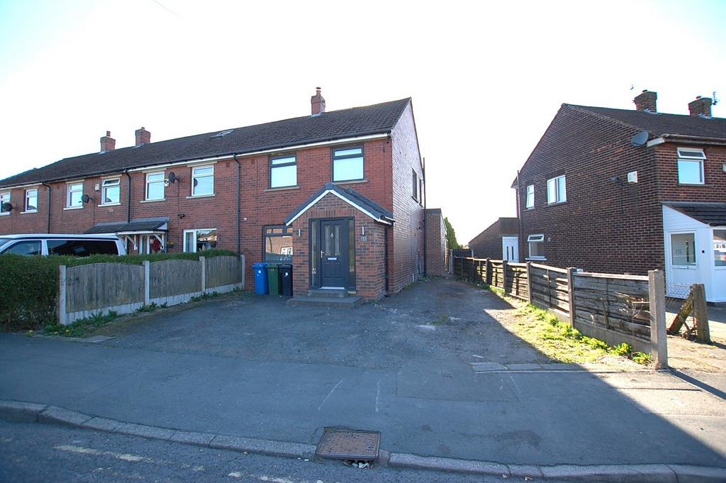 Richmond Street, Greater Manchester OL7 3 bed end of terrace house for ...
