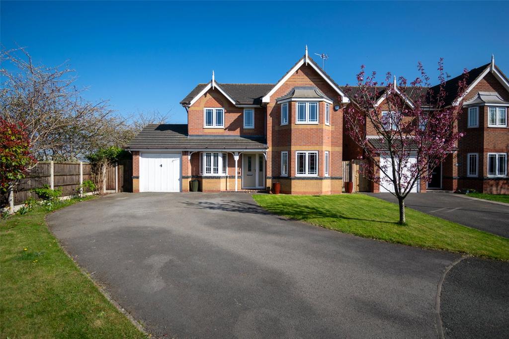Galloway Close, Middlewich 4 bed detached house for sale - £380,000