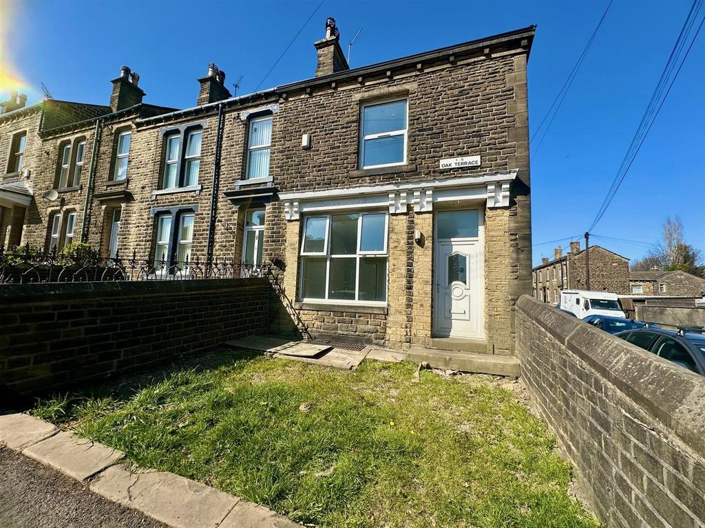Oak Terrace, Holywell Green, Halifax 3 bed end of terrace house for ...