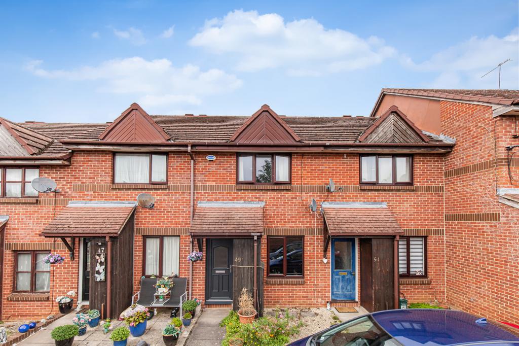 Pheasant Walk Sandford Heights OX4 4XX 2 bed terraced house - £335,000