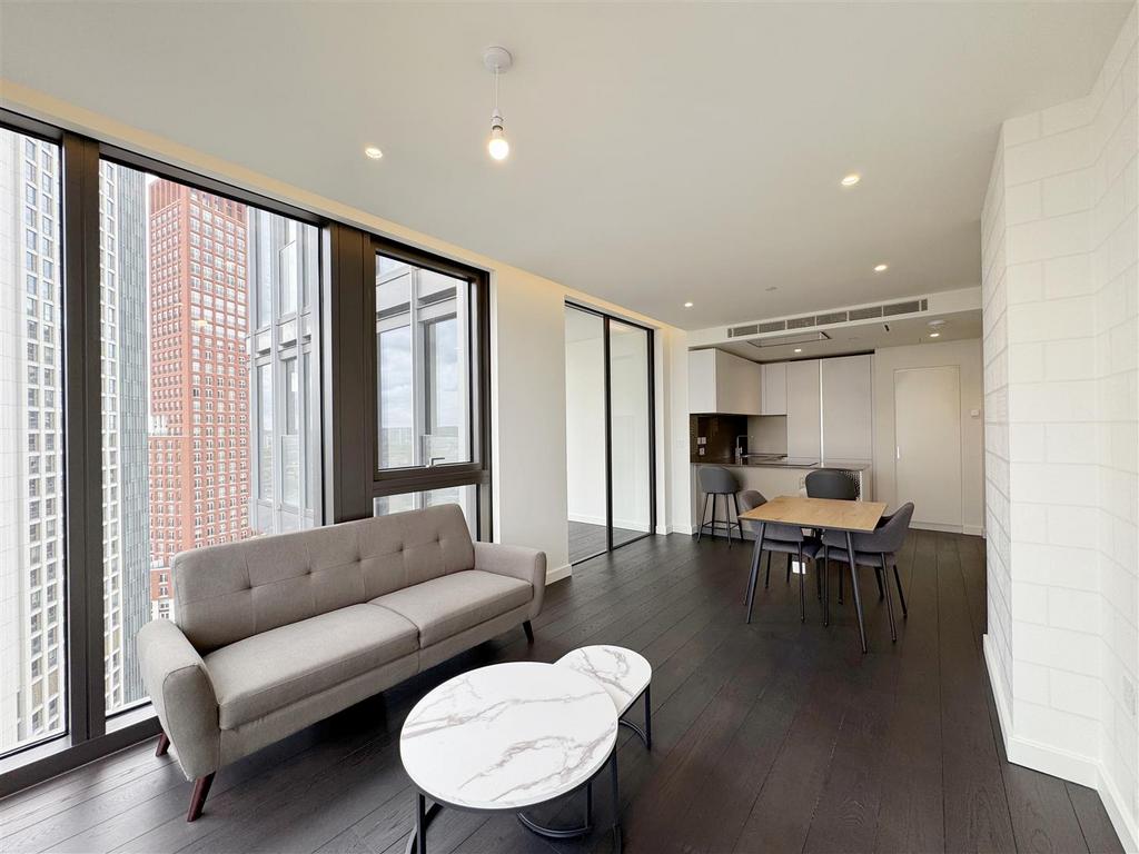 Damac Tower, 67 Bondway, Vauxhall.... 1 bed flat - £3,501 pcm (£808 pw)
