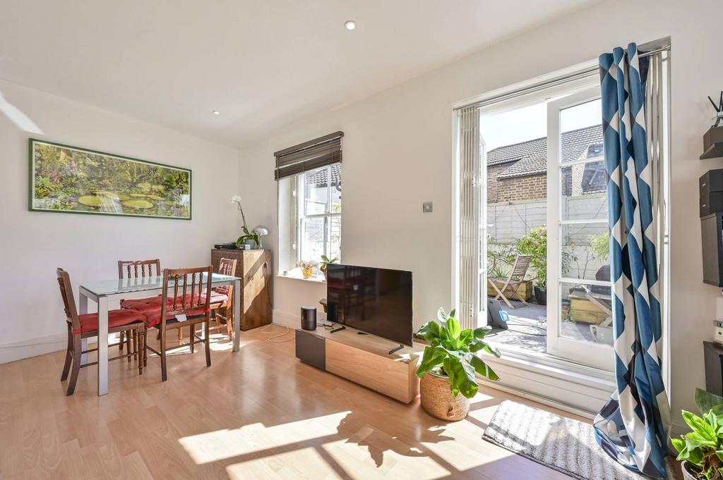 Roehampton High Street, Roehampton... 1 bed flat for sale - £400,000