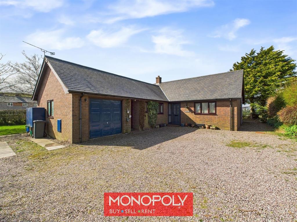 Bylchau, Denbigh LL16 3 bed bungalow for sale - £365,000