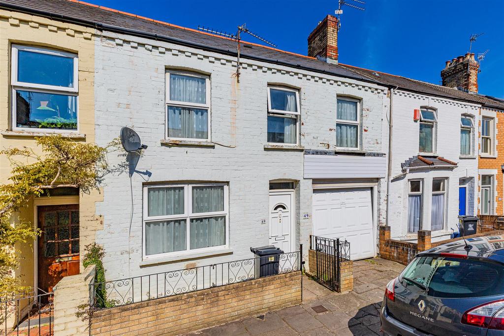 Fairleigh Road, Cardiff CF11 4 bed house - £400,000