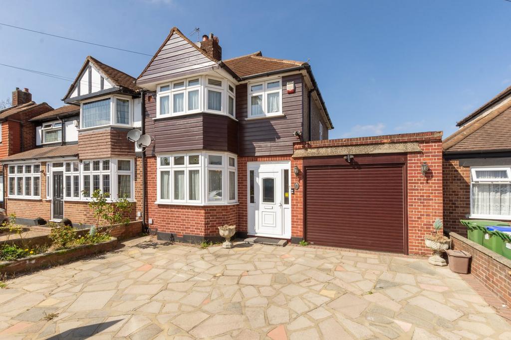 Days Lane, Sidcup, DA15 3 bed semi-detached house for sale - £550,000