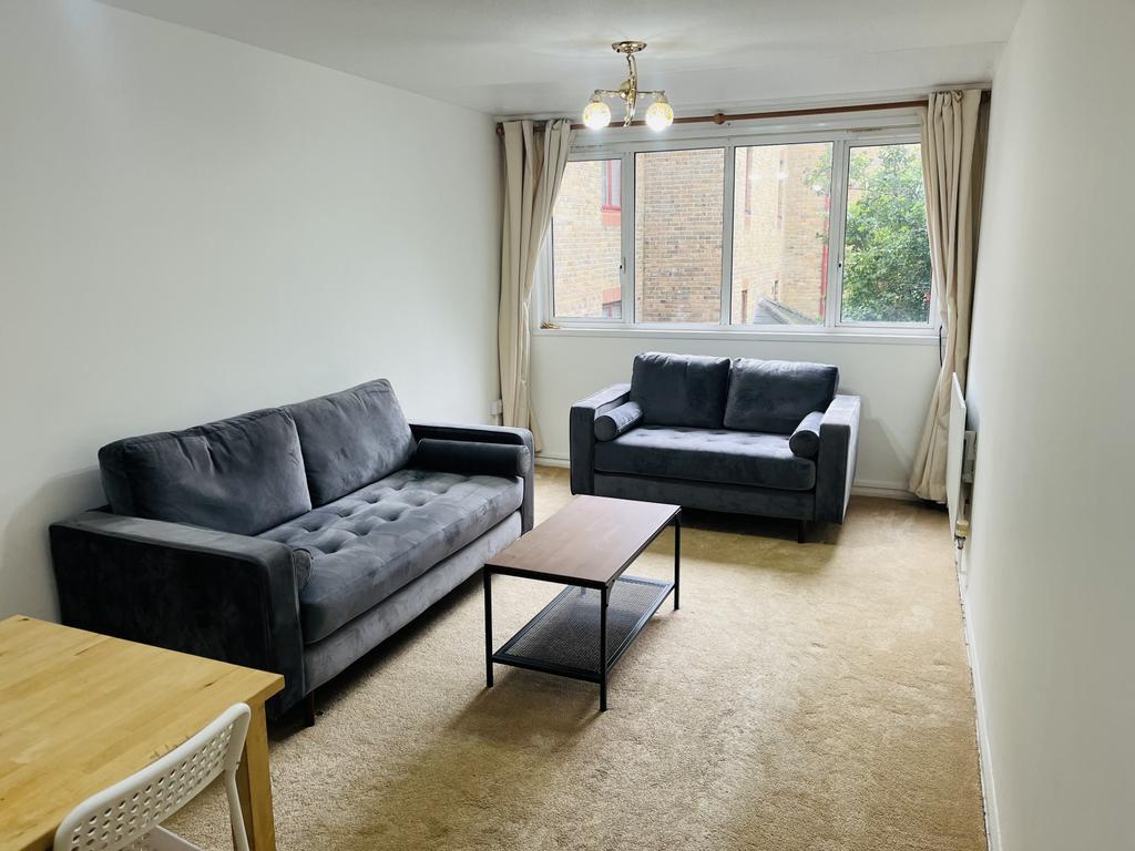 Paveley Street, London, NW8 8TR 3 bed flat - £2,795 pcm (£645 pw)