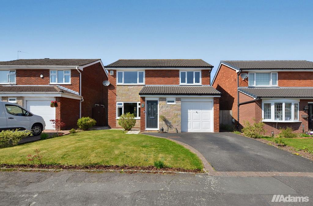 Bunbury Drive, Higher Runcorn 4 bed detached house for sale - £350,000