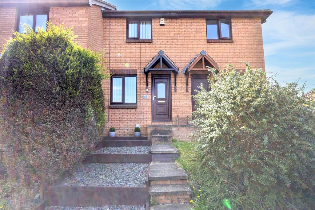 Manor Farm Road, Crigglestone... 2 bed terraced house - £160,000