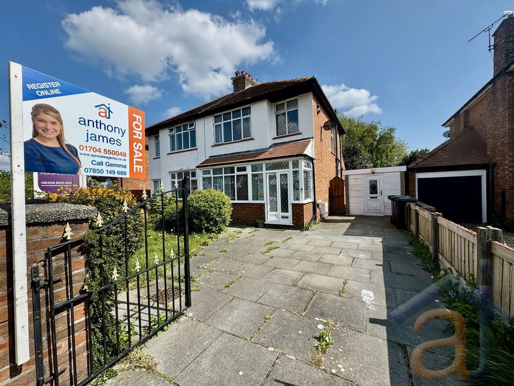 Holmdale Avenue, Southport, PR9 8PS 3 bed semi-detached house for sale ...