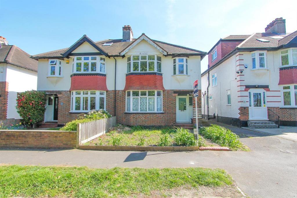 Queen Elizabeths Walk, Wallington SM6 3 bed semi-detached house - £500,000