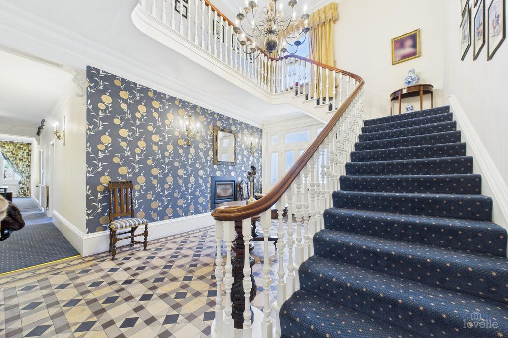 Burnham Manor - Burnham, North... 6 bed manor house for sale - £1,500,000