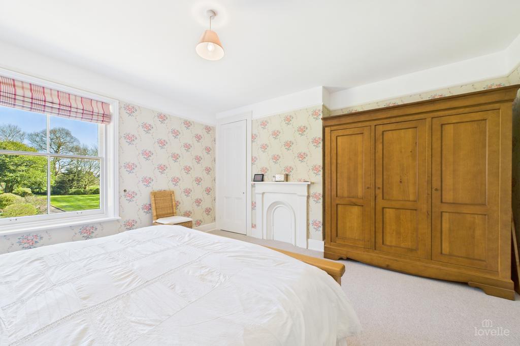 Burnham Manor - Burnham, North... 6 bed manor house for sale - £1,500,000