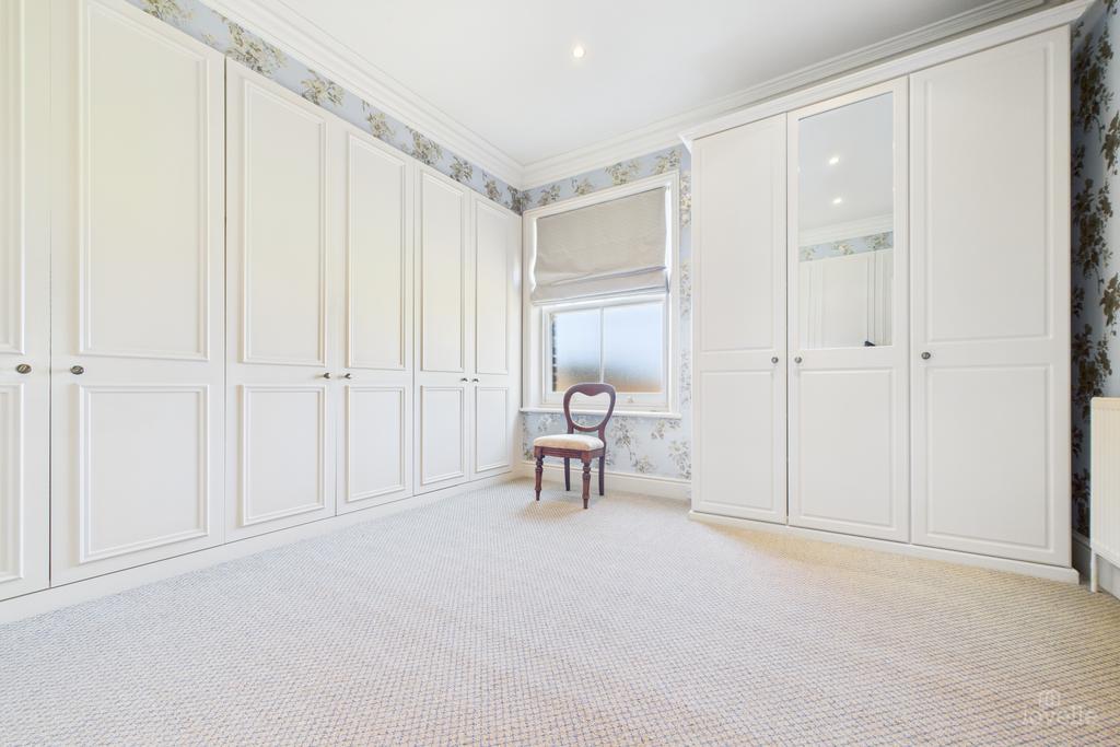 Burnham Manor - Burnham, North... 6 bed manor house for sale - £1,500,000