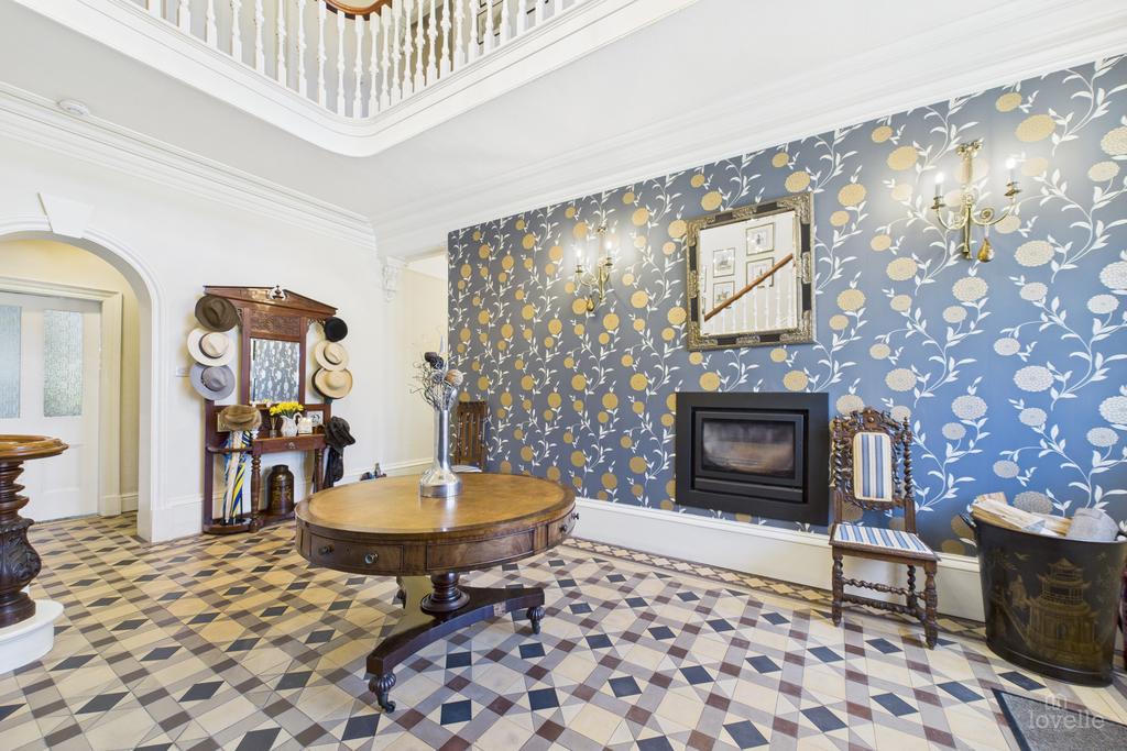 Burnham Manor - Burnham, North... 6 bed manor house for sale - £1,500,000