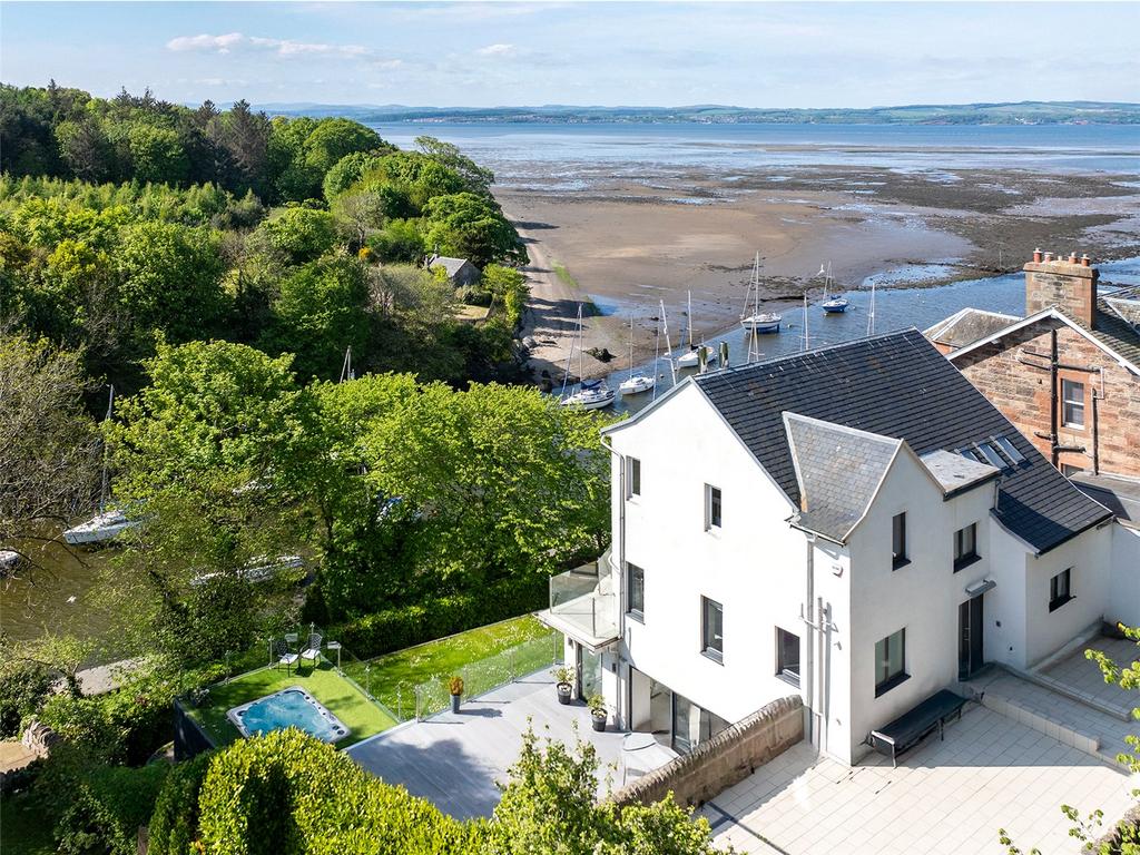 Cramond Glebe Road, Edinburgh... 5 bed detached house - £1,700,000