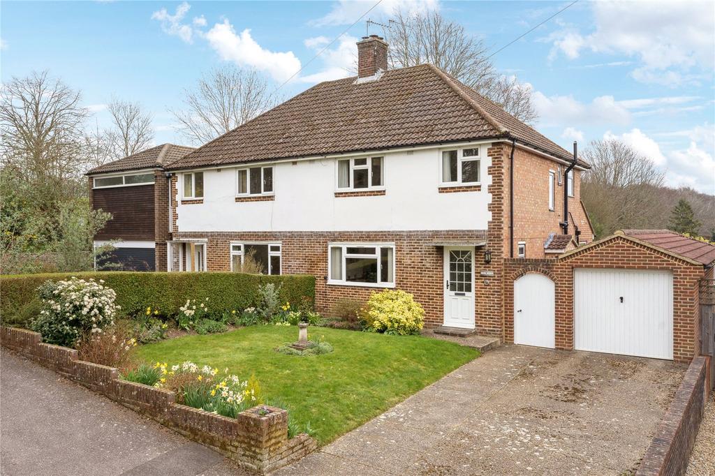 Dellfield Close, Berkhamsted... 3 bed semi-detached house for sale - £ ...