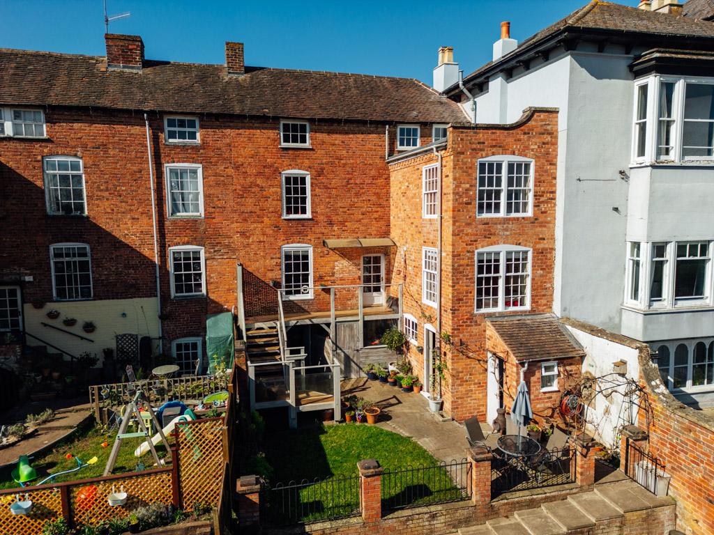 Worcester WR2 4 bed terraced house for sale - £400,000