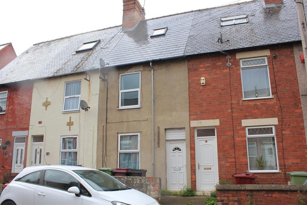John Street, Worksop S80 3 bed terraced house - £650 pcm (£150 pw)