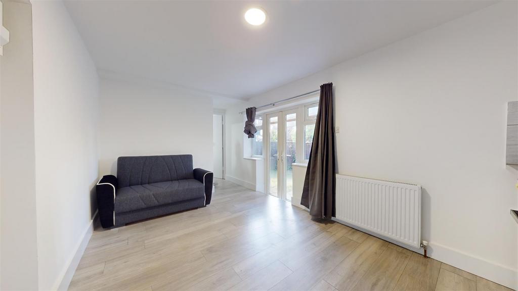 Lancaster Road, Dollis Hill NW10 1 bed flat to rent - £1,450 pcm (£335 pw)