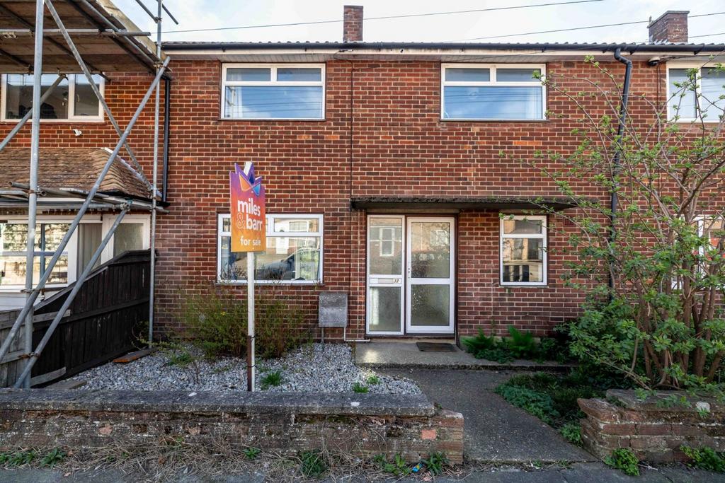 Priest Avenue, Canterbury, Kent, CT2 4 bed terraced house for sale - £ ...