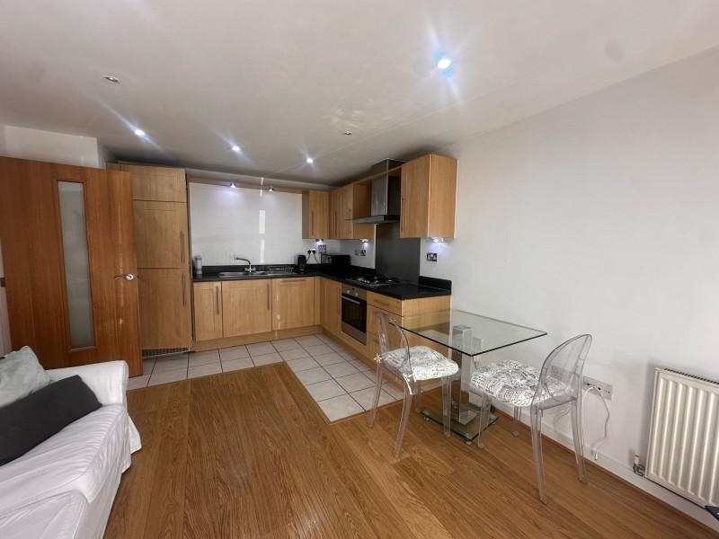 Repton House, Scott Avenue, London, SW15 2 bed apartment to rent - £ ...