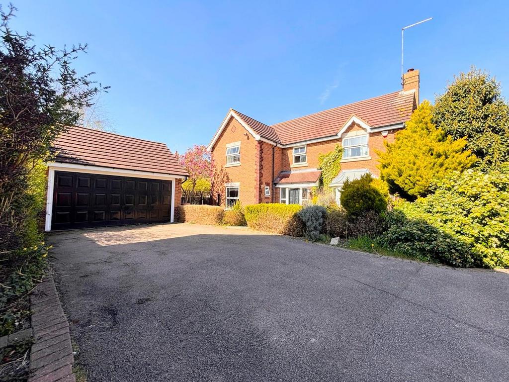 Milton Bridge, Wootton Fields... 4 bed detached house for sale - £525,000