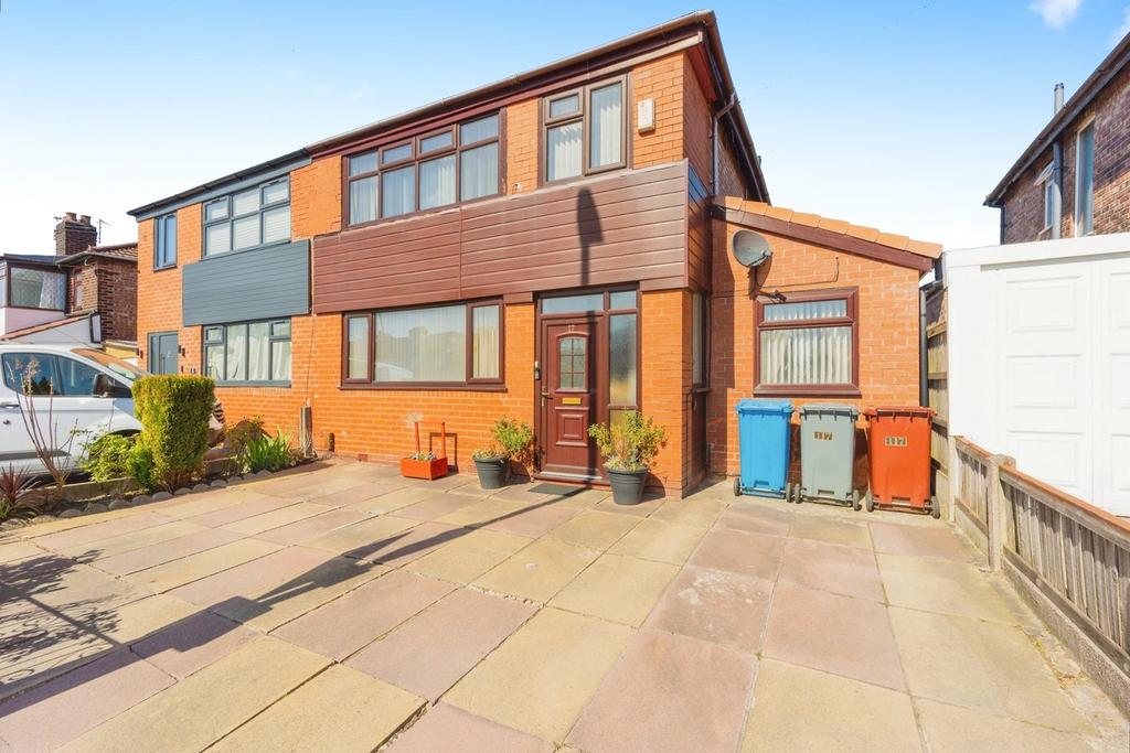 Queensway, Manchester M19 4 bed semi-detached house - £430,000