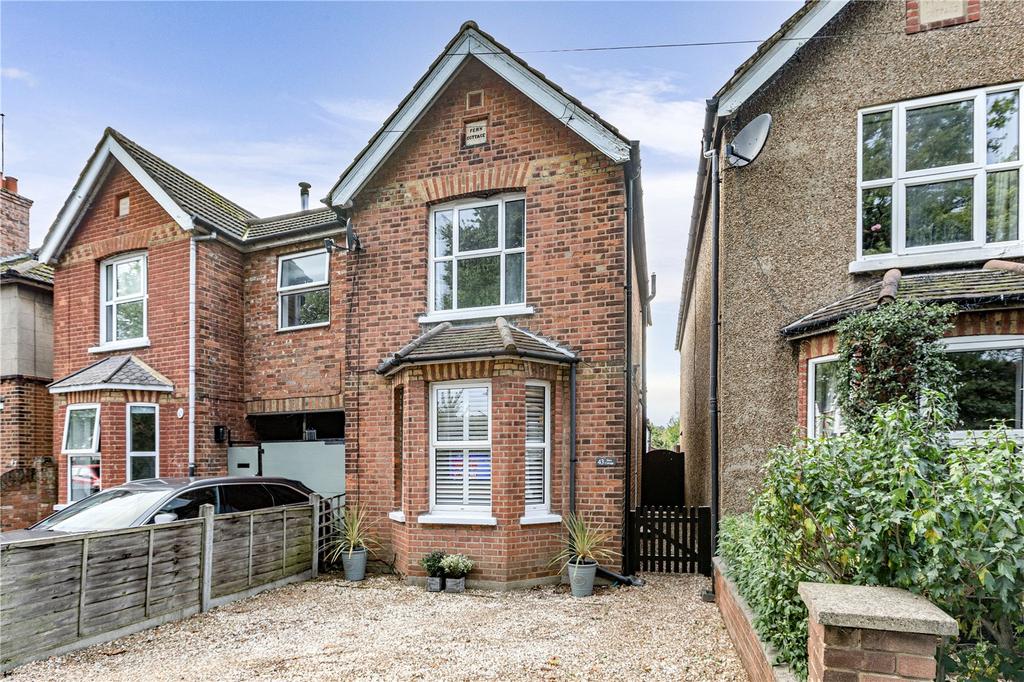 New Haw Road, New Haw, Addlestone... 3 bed detached house for sale - £ ...