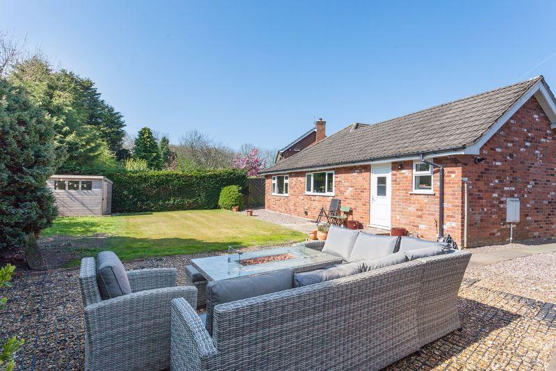 Linksway, Mossley, Congleton 3 bed detached bungalow for sale - £425,000