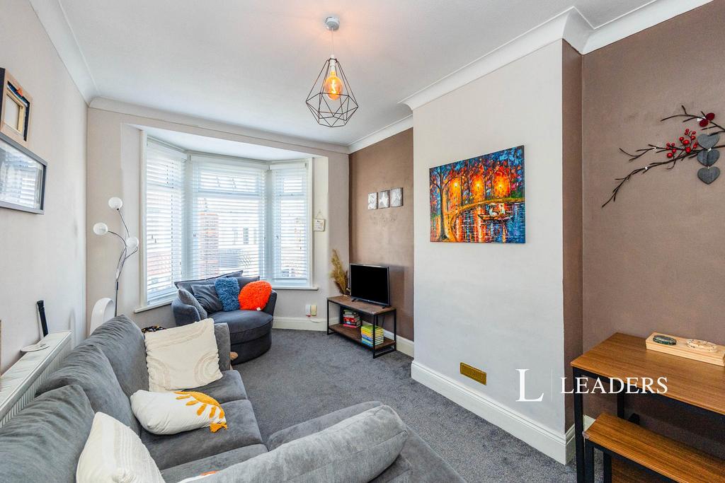 Jenkins Grove, Portsmouth PO3 2 bed apartment - £1,100 pcm (£254 pw)