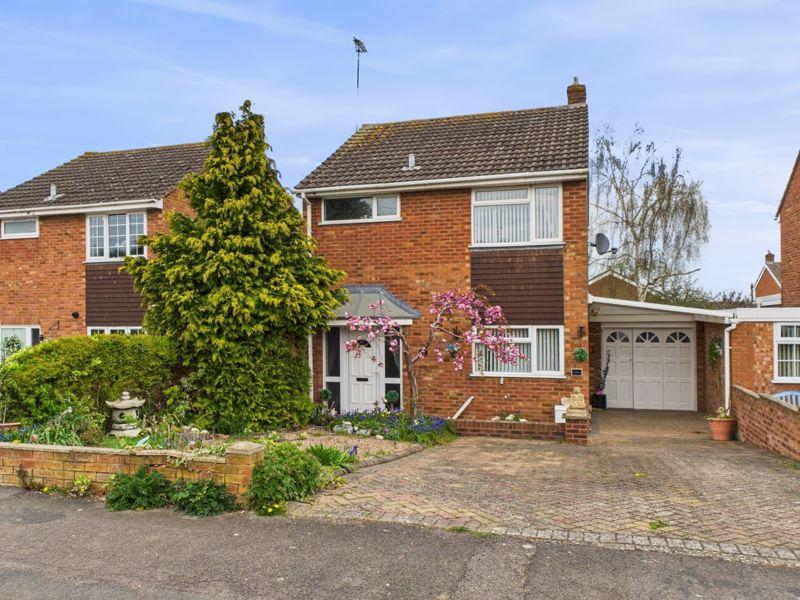 Shrubbery Road, Drakes Broughton 3 bed detached house - £367,500