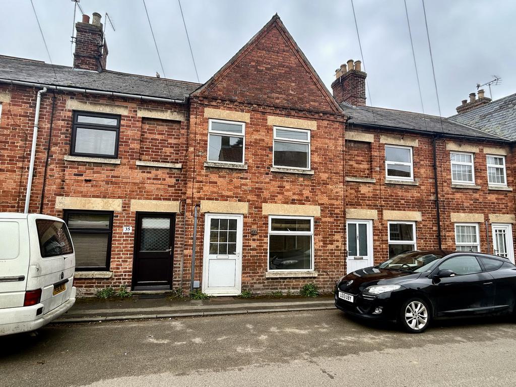 High Street, Corby Glen, NG33 2 bed terraced house for sale - £150,000